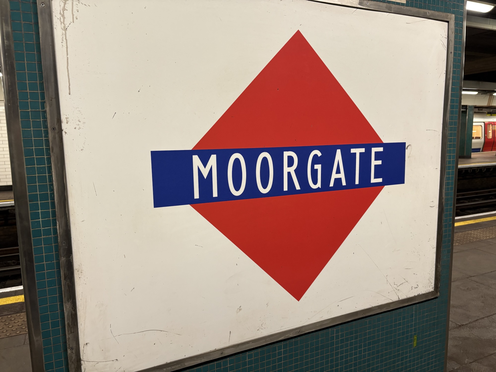Moorgate: Metropolitan Maze | Govvy's Blog